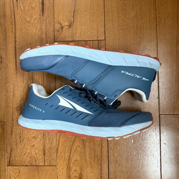 Altra | Shoes | Altra Superior 5 Trail Running Shoes Blue And White ...